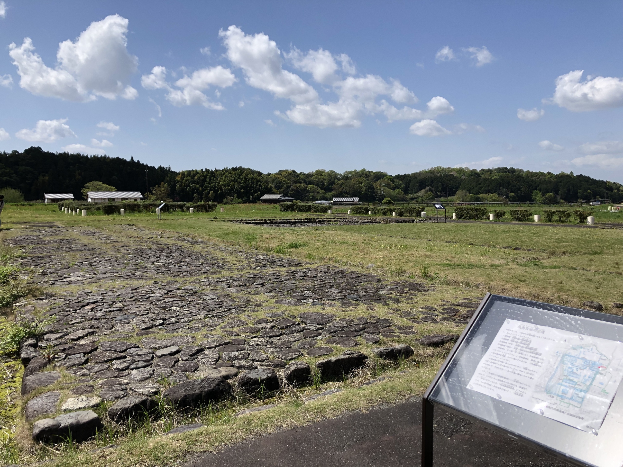 乙巳の変の舞台＠史跡 飛鳥宮跡（伝飛鳥板蓋宮跡）: letuce's room